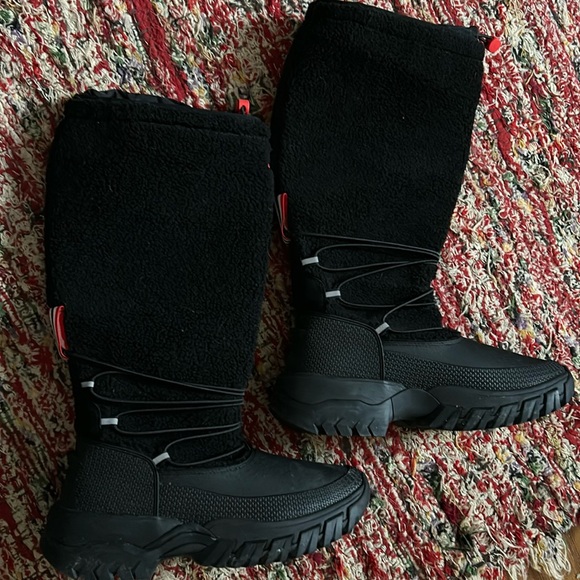 Hunter | Shoes | Hunter Wanderer Tall Sherpa Snow Boot | Poshmark